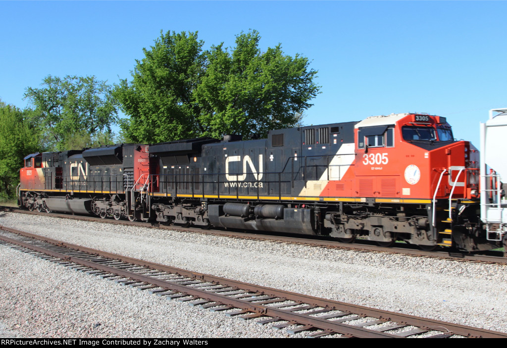 CN 8921 3305